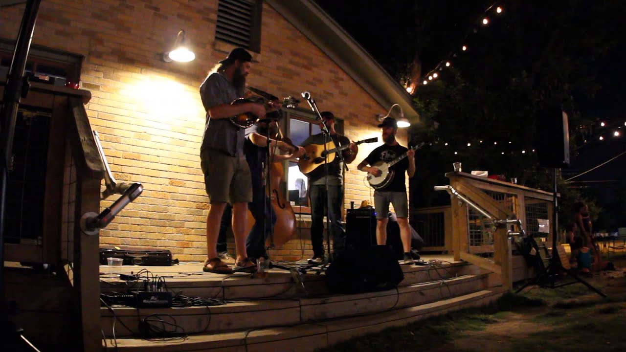 The Bluegrass Outfit with Warren Hood sitting in - YouTube