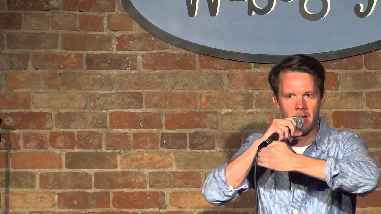 Comedian Steve Soelberg's Neck Cracking Safety Tips - YouTube
