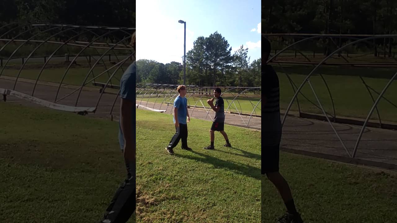Boys fight at high school - YouTube