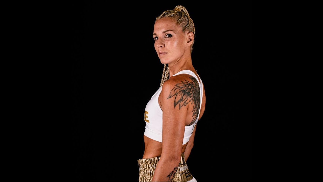I Got An Interview With BKFC Champ Britain Hart-Beltran - YouTube