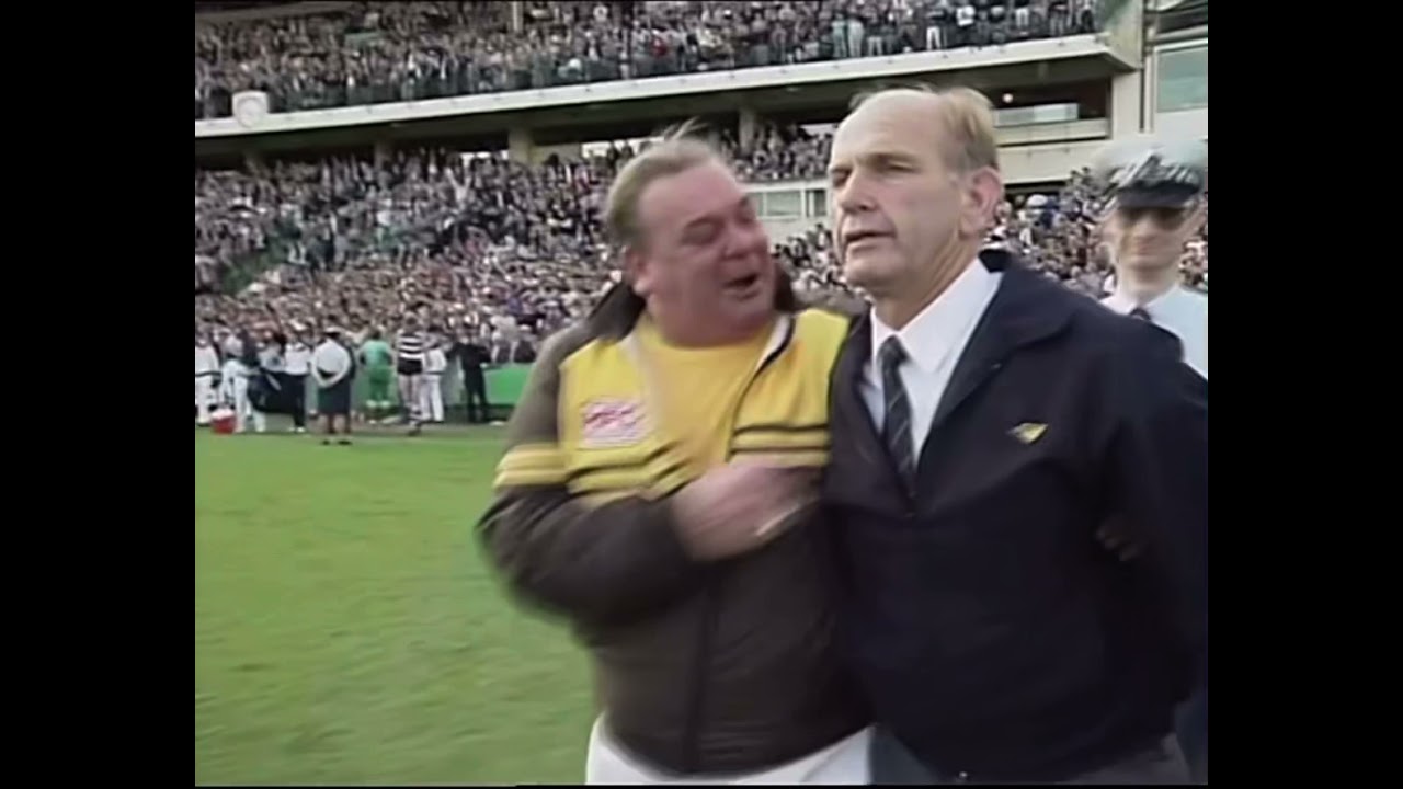 Bob Yeoman - legendary hawthorn trainer - YouTube