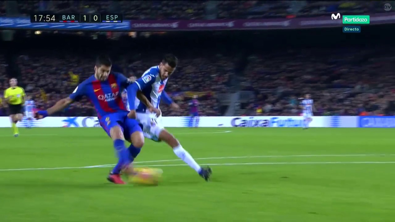 Golazo De Suárez • Iniesta Pass & Suárez Control • Barcelona V Espanyol ...