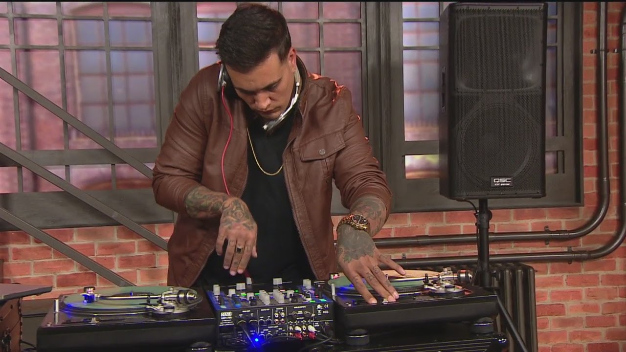 DJ/VJ Audition Battle Pt. 5 - YouTube