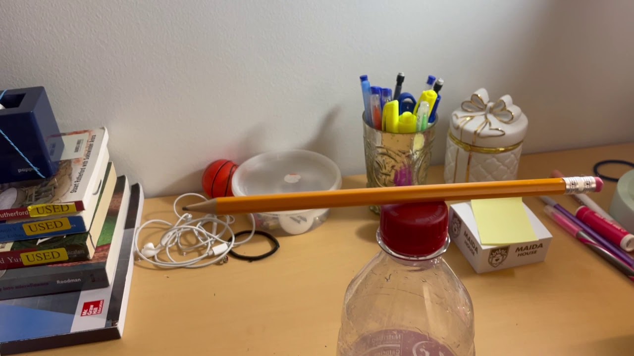Make a pencil move with static electricity - Science Experiment - YouTube