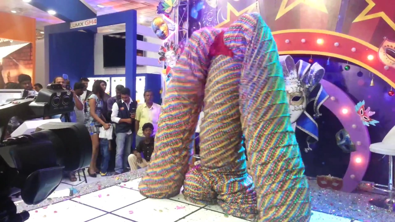 Popping Dance Pipe /പോപ്പിംഗ് ഡാൻസ് പൈപ്പ് - YouTube