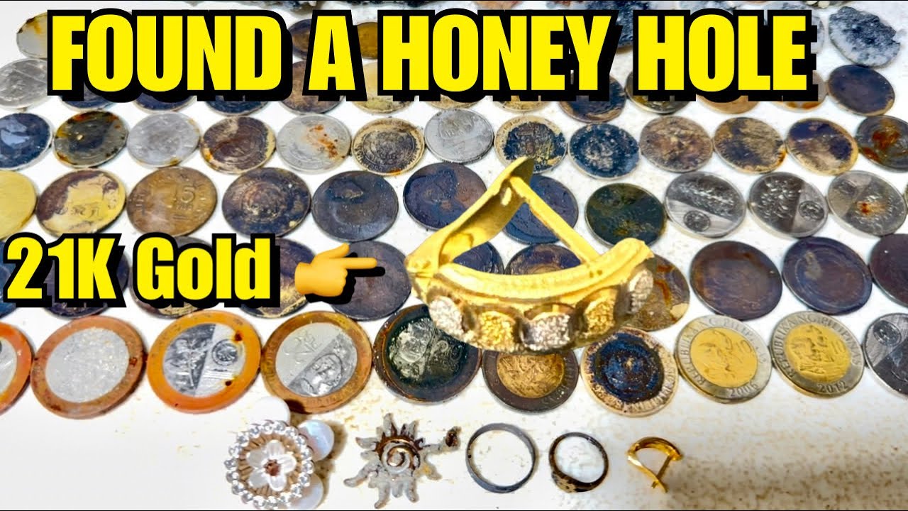I FOUND A HONEY HOLE - 21K GOLD FOUND AND A TON OF COINS - YouTube