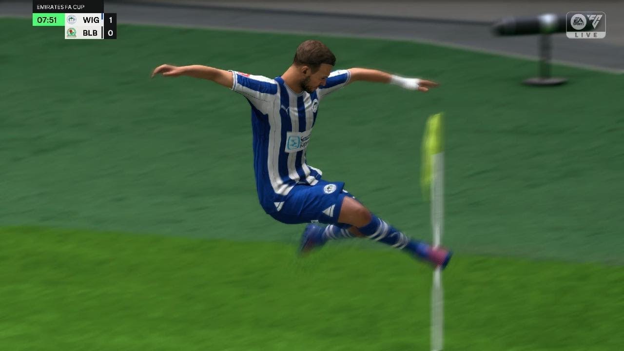 FC24 score from a Free Kick - YouTube