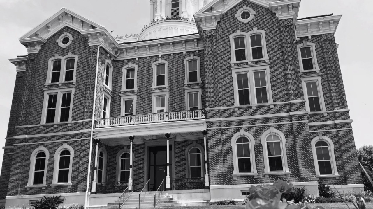 Mount Vernon Indiana - YouTube