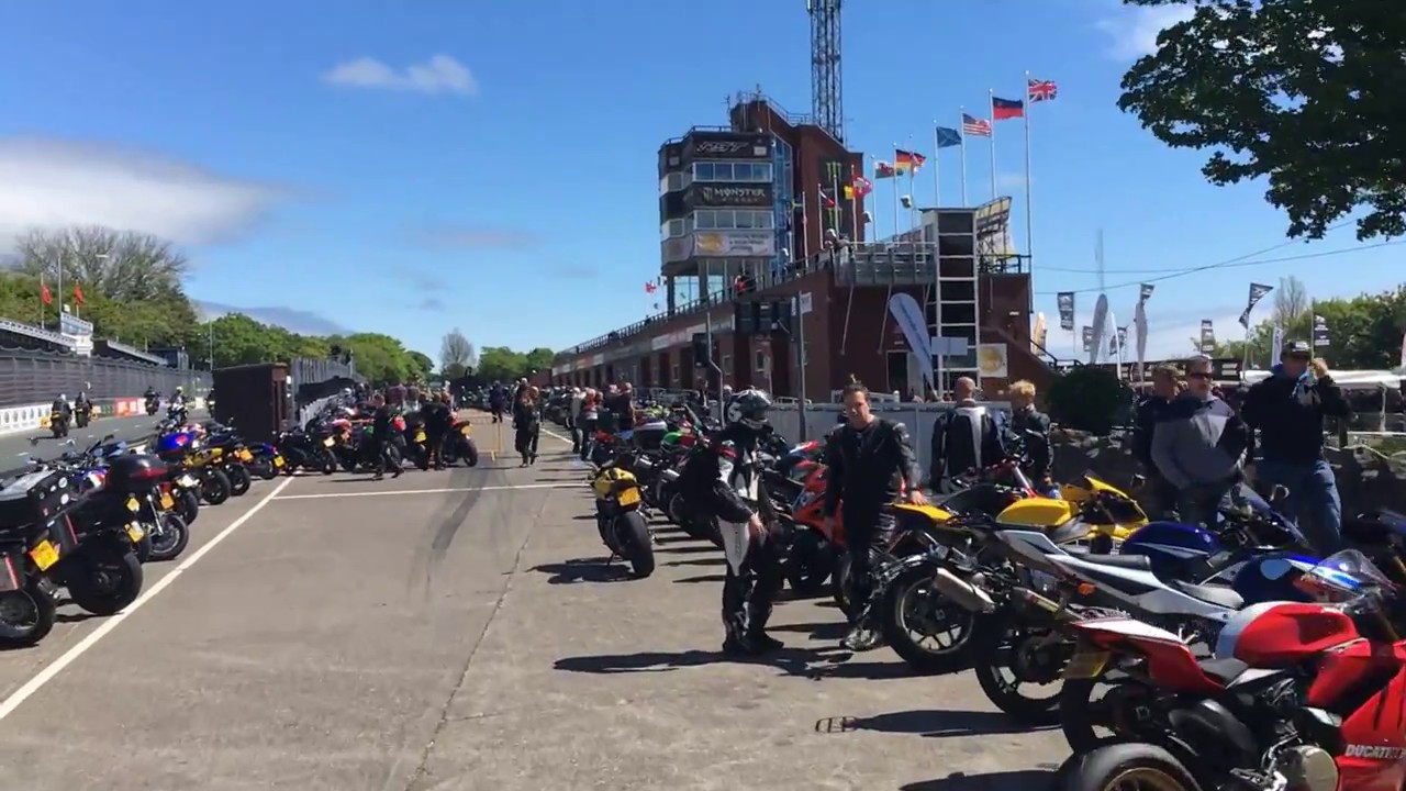 Isle of Man TT Grandstand - YouTube