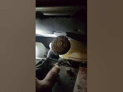 changer batterie c3 II (2009-2017) change battery citroen c3 - YouTube