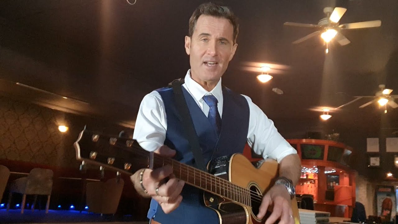 Dancing Round The Floor by David Broadley - YouTube