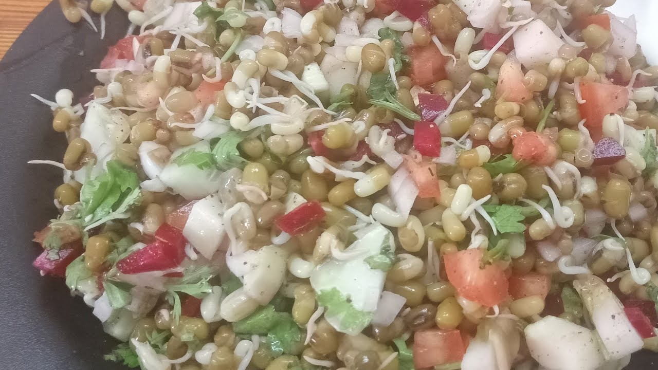 High Protein sprout salad| Dal moth chaat| healthy salad recipe| - YouTube