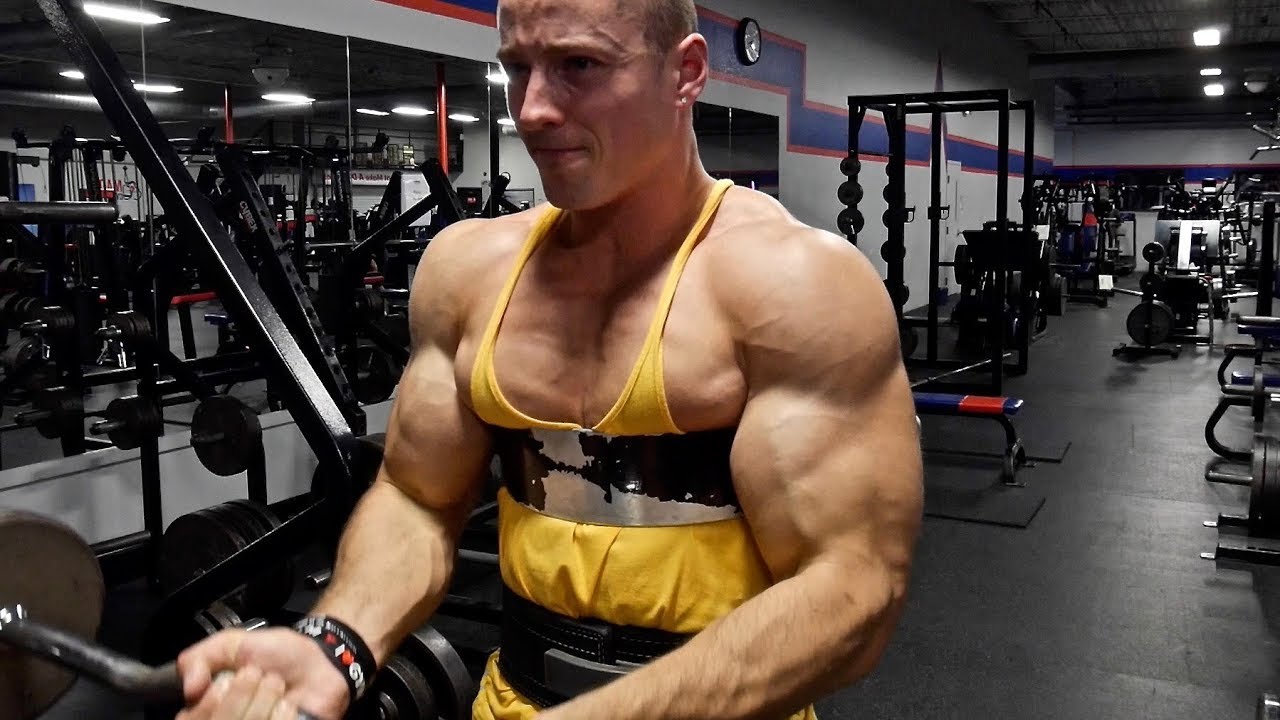 GIGANTIC Arms Pumping & Posing | Zhredded.com - YouTube