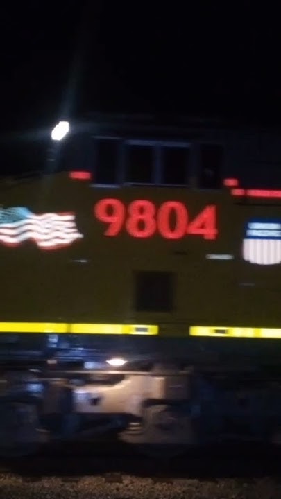 Ex CNW D9 leader!!! UP #9804 leads a slow EB UP manifest out of Lake Charles, Louisiana!!! - YouTube