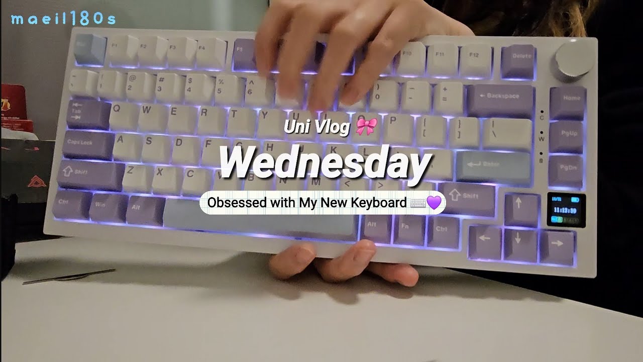 Life at UBC 》 AYAY I love my new keyboard 💜 - YouTube