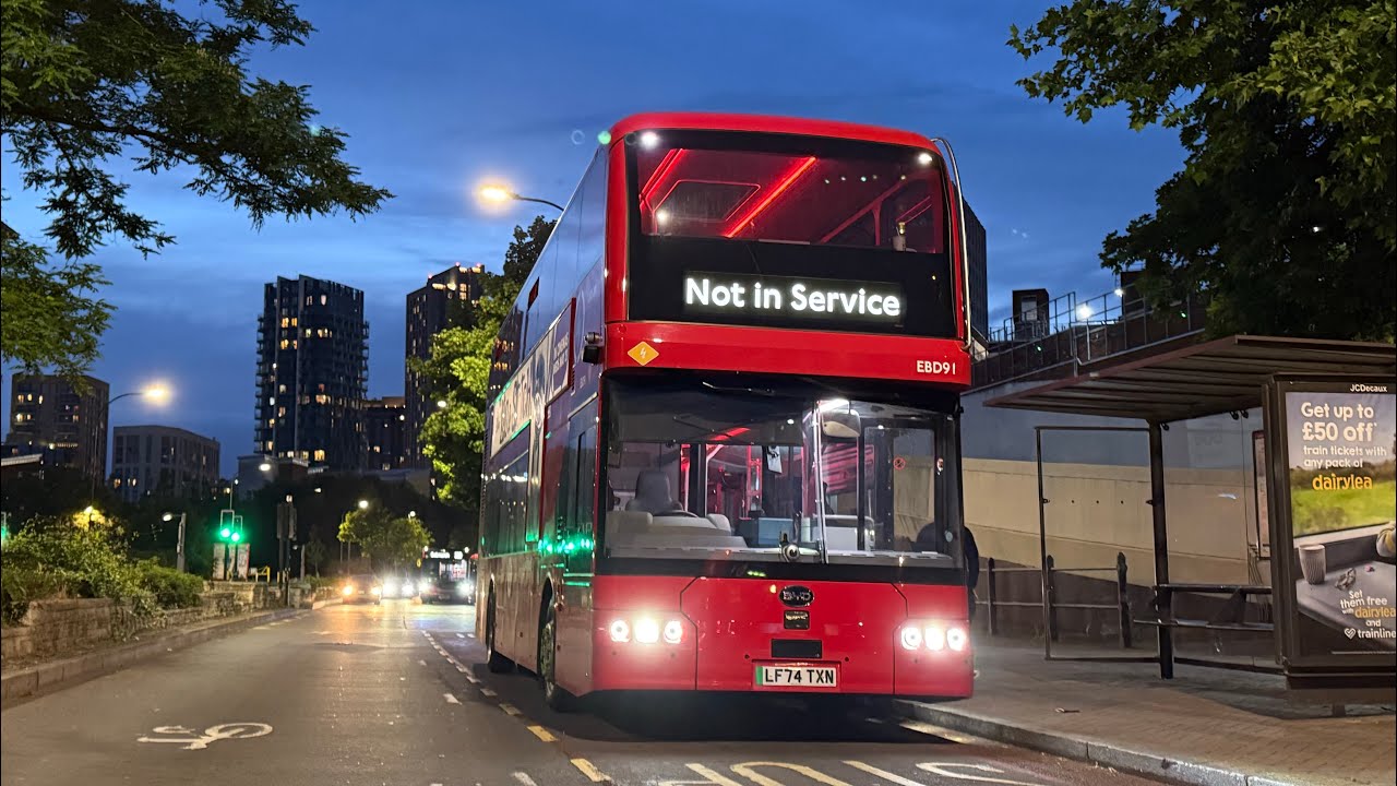 FRV. Go Ahead London Route 129. Great Eastern Quay - Lewisham Shopping ...