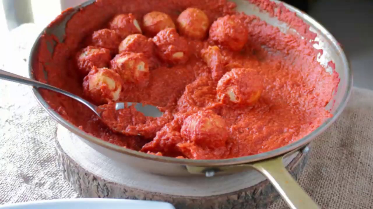 Polpette di Parmigiano e Ricotta al Pomodoro - YouTube