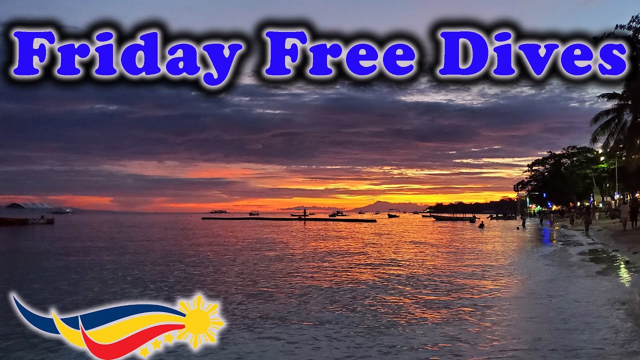 Filipino Free Diving in Beautiful Alona Beach on Panglao Island in the ...