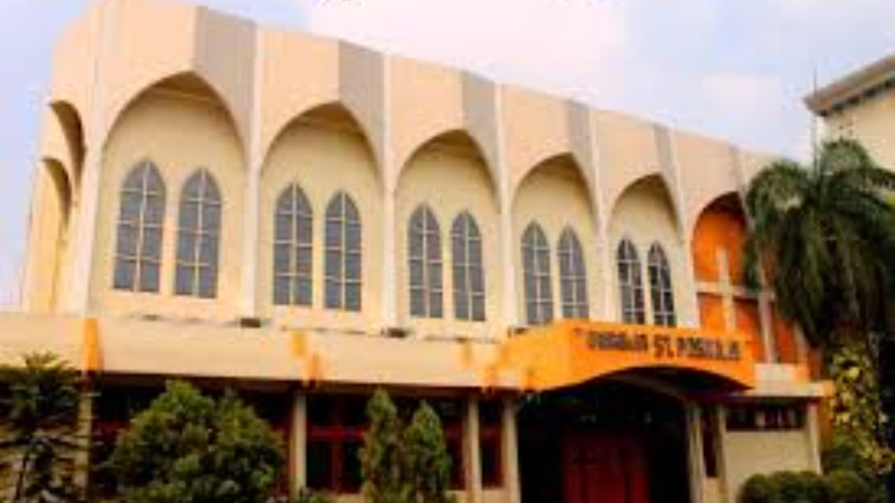 MISA MINGGU BIASA XXVIII DARI GEREJA ST. PASKALIS -PAROKI CEMPAKA PUTIH ...