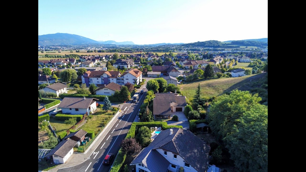 EPAGNY METZ TESSY VUE DU CIEL - YouTube