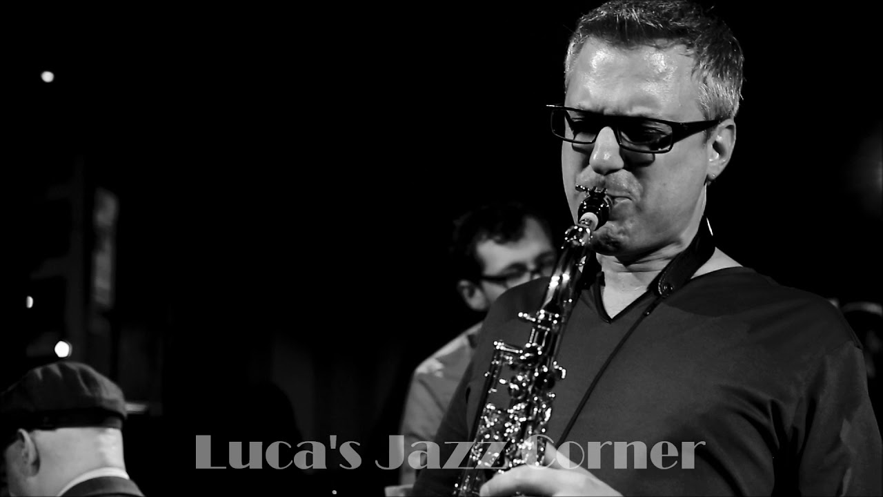 Mike DiRubbo Quartet, "Without a Song" 4-13-17 - YouTube