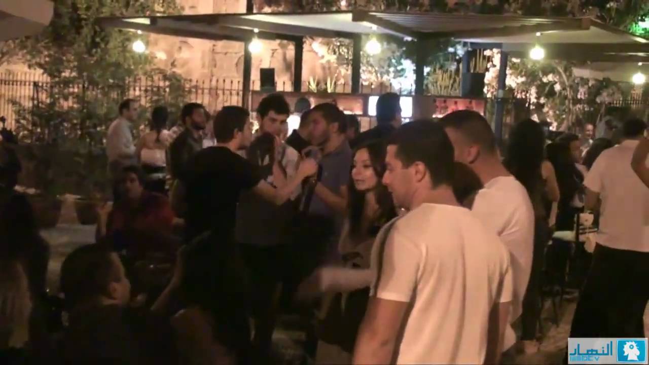Byblos at night | جبيل في اللّيل - YouTube