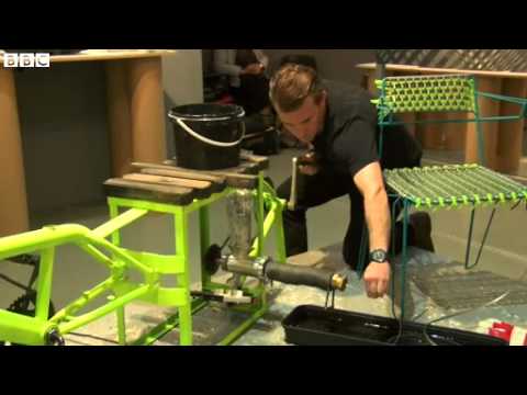 NEWS: Recycling bicycle makes money from plastic - YouTube