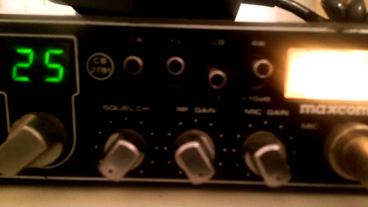 Maxcom 30e cb radio - YouTube