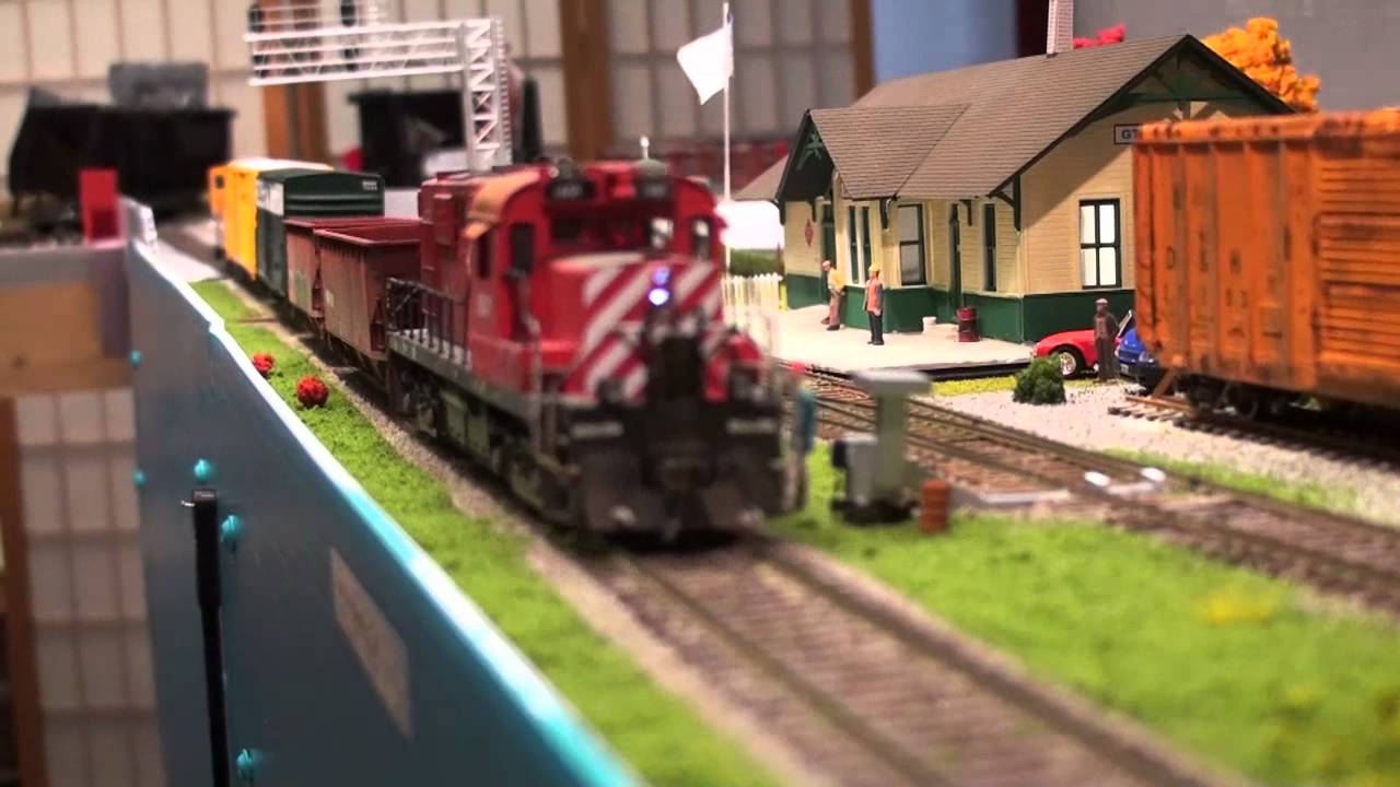 ALCO HO RS-18U - YouTube