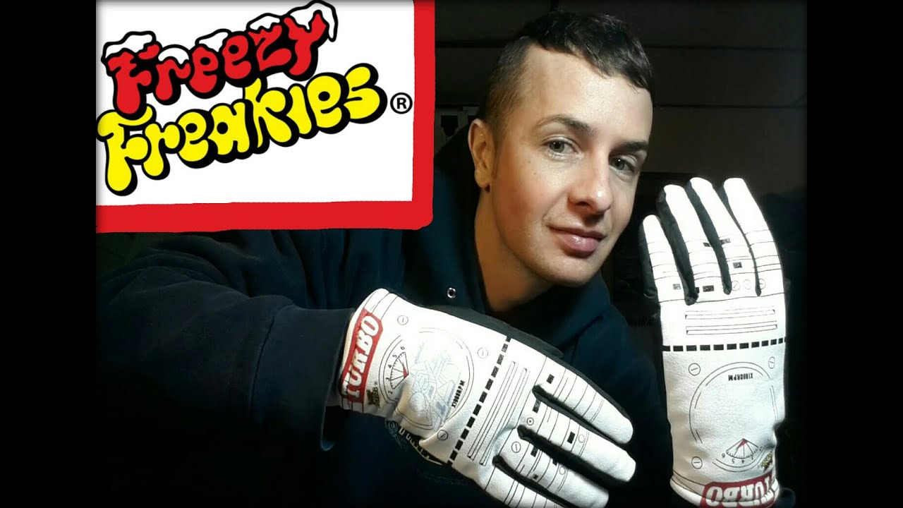 Freezy Freakies Turbo - Color Changing Gloves Review - YouTube