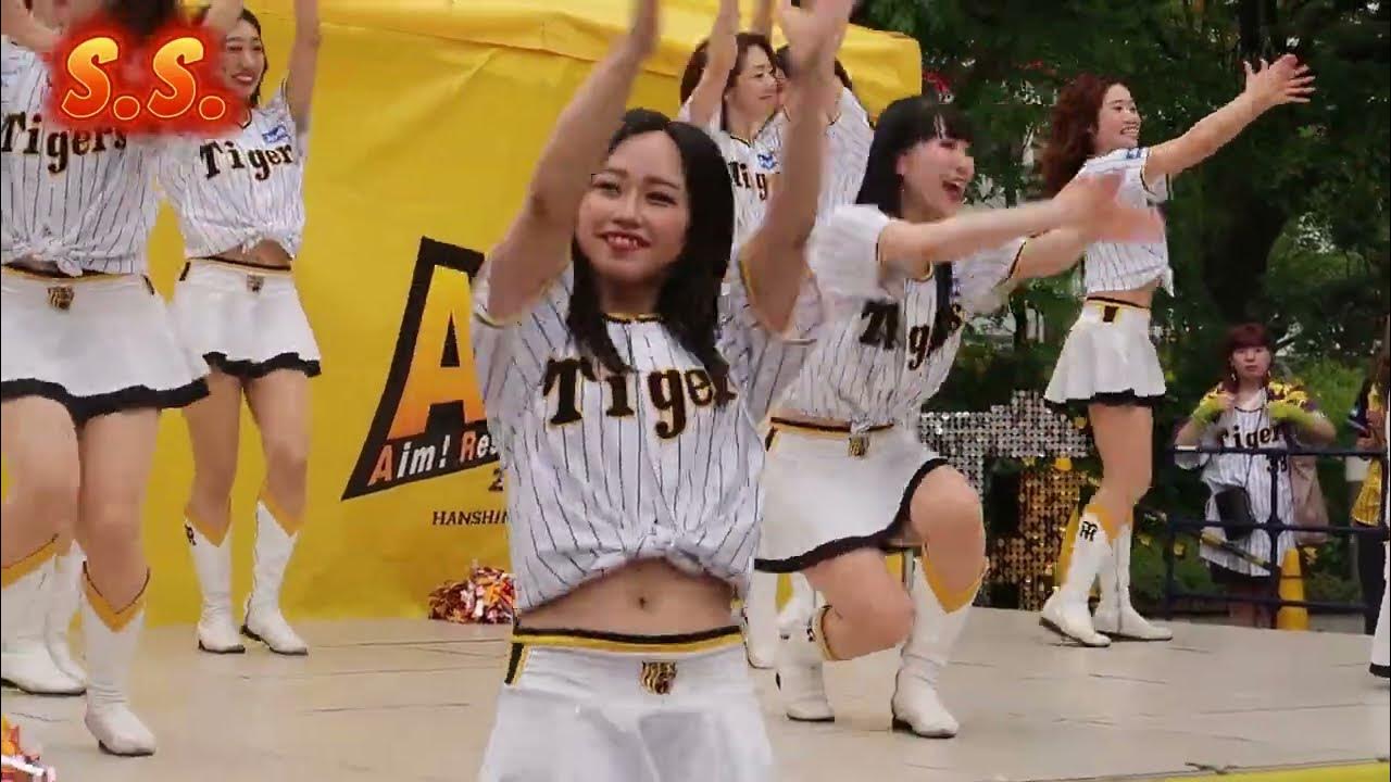 ドアップ映像で大迫力★チアガールズ ウィ・ウィル・ロック・ユー Queen - We Will Rock You CUTEな六甲おろし #TigersGirls - YouTube