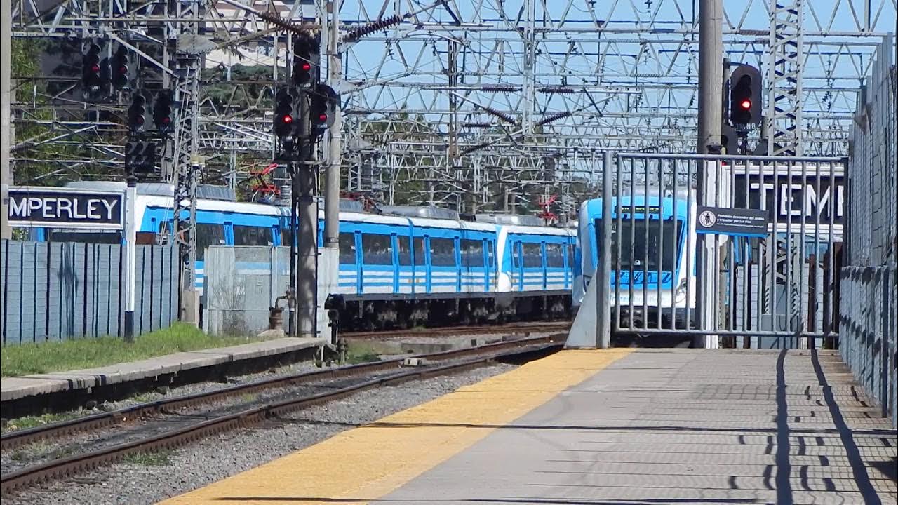 dos csr zhuzhou en la estacion de temperley - YouTube