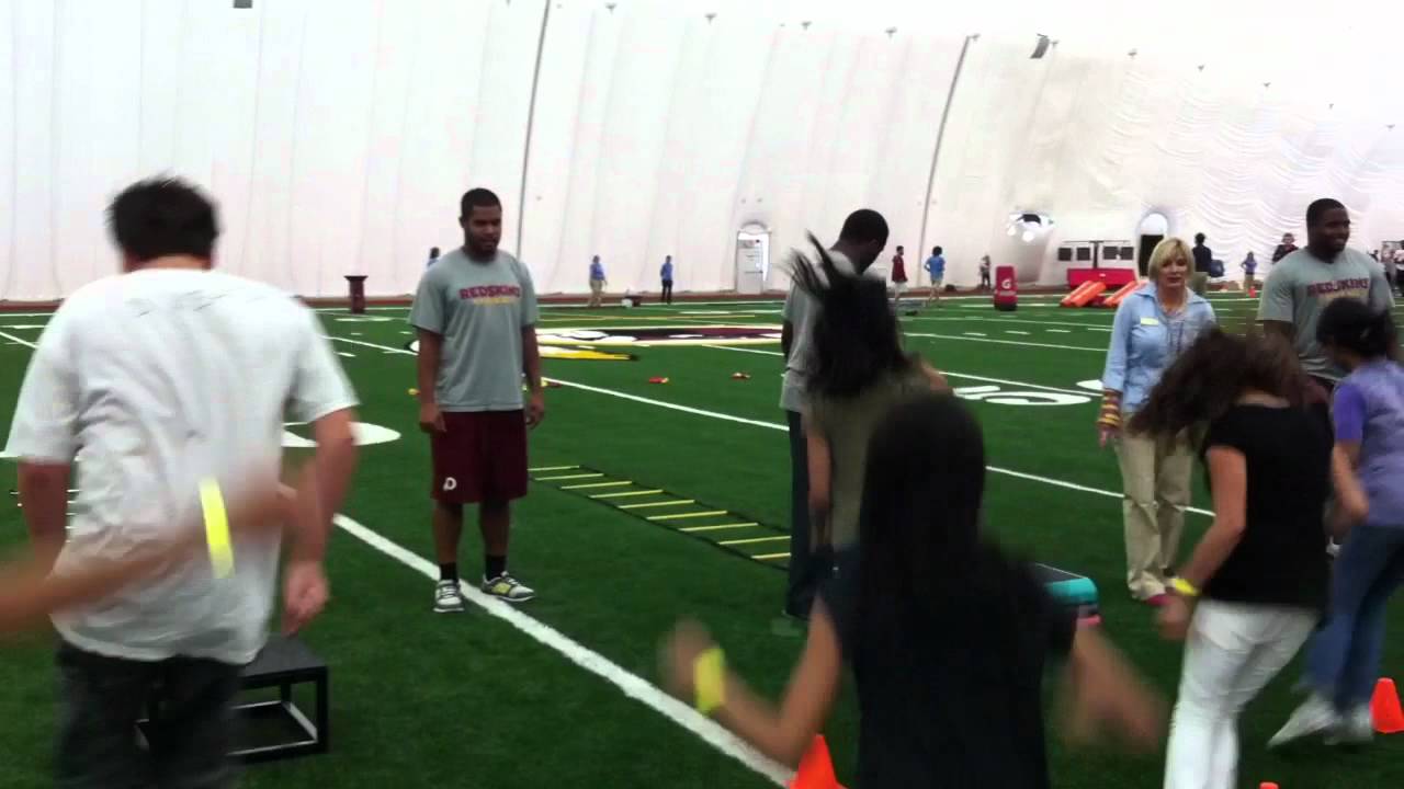 (Sept. 18, 2012) Washington Redskins Players Participate In Play 60 ...