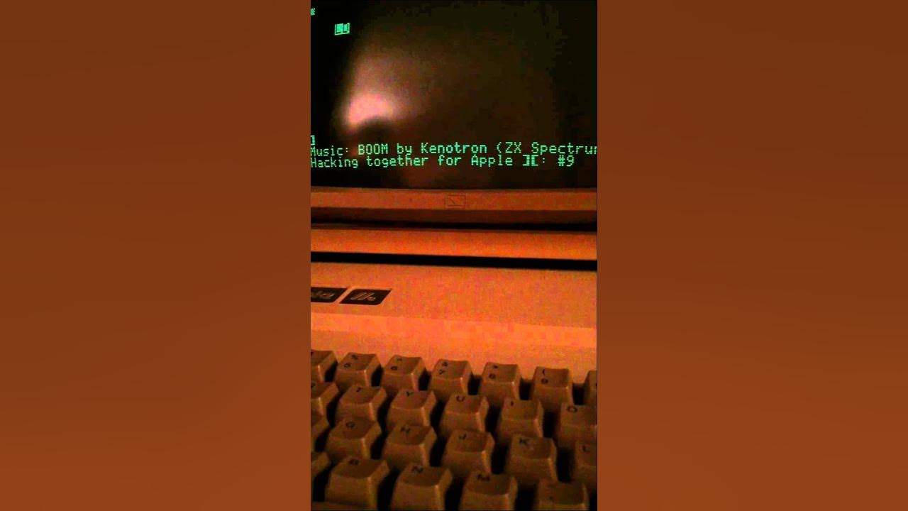 Apple IIe with Mockingboard-K and Microsoft Z80 card playing PT3 module from ZX Spectrum - YouTube