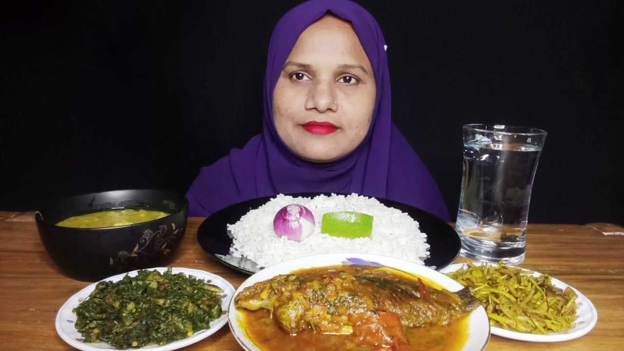 Eating Spicy Fish Curry,Daal,Saak,Alu Vaji and Rice | Bangladeshi Foodie | - YouTube