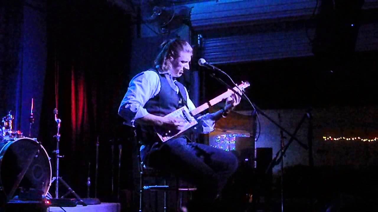 David Smash at 3rd Annual Sarasota Cigar Box Guitar Fest Nov 2015 - YouTube