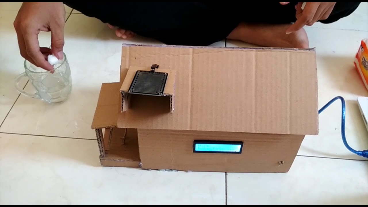 Alat Pendeteksi Hujan Berbasis Arduino UNO - YouTube