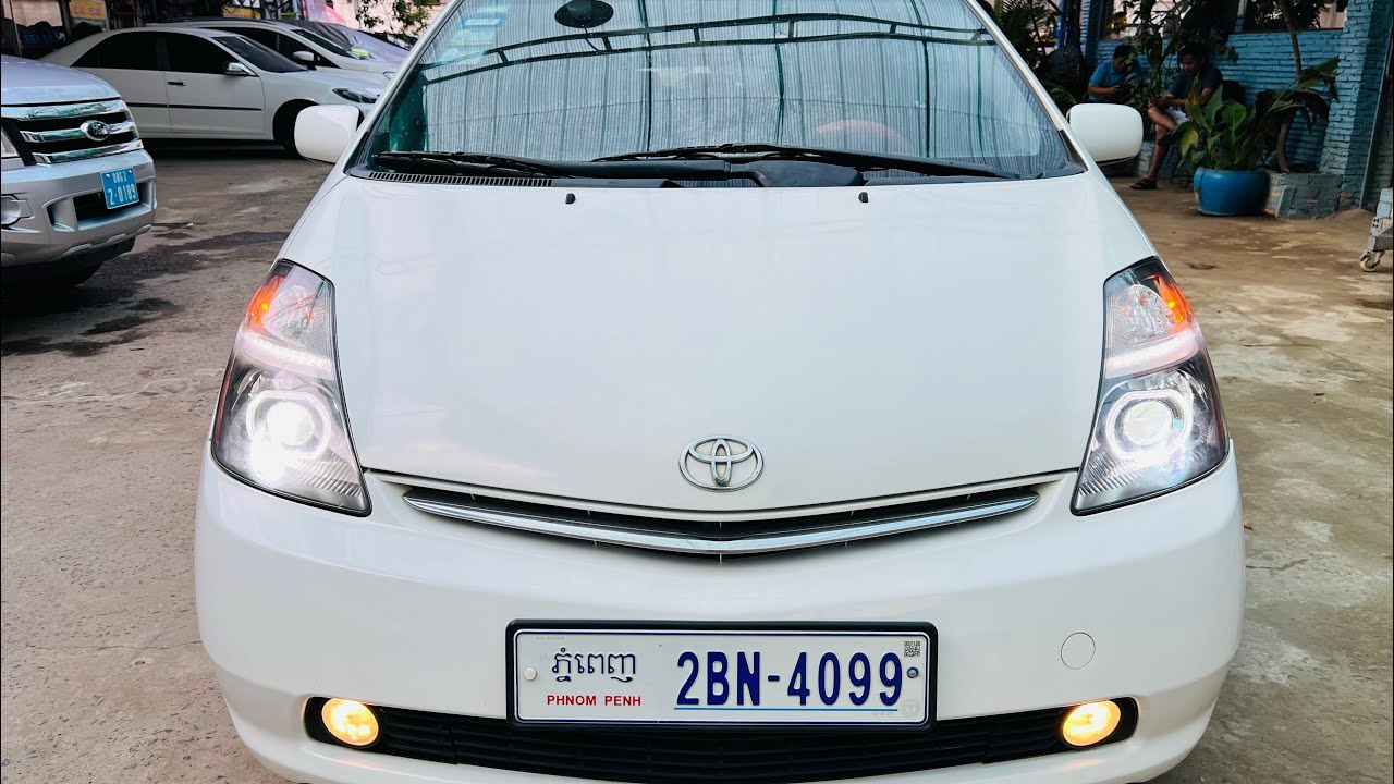 Toyota Prius 2009 Full Option ឡានស្អាត តម្លៃធូរៗ - YouTube