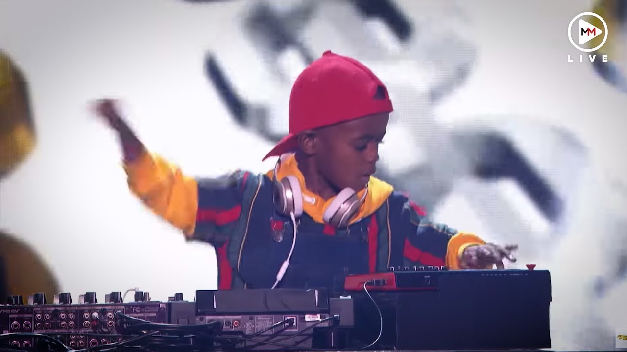 Social media reacts to DJ Arch Jnr on the America's Got Talent stage ...