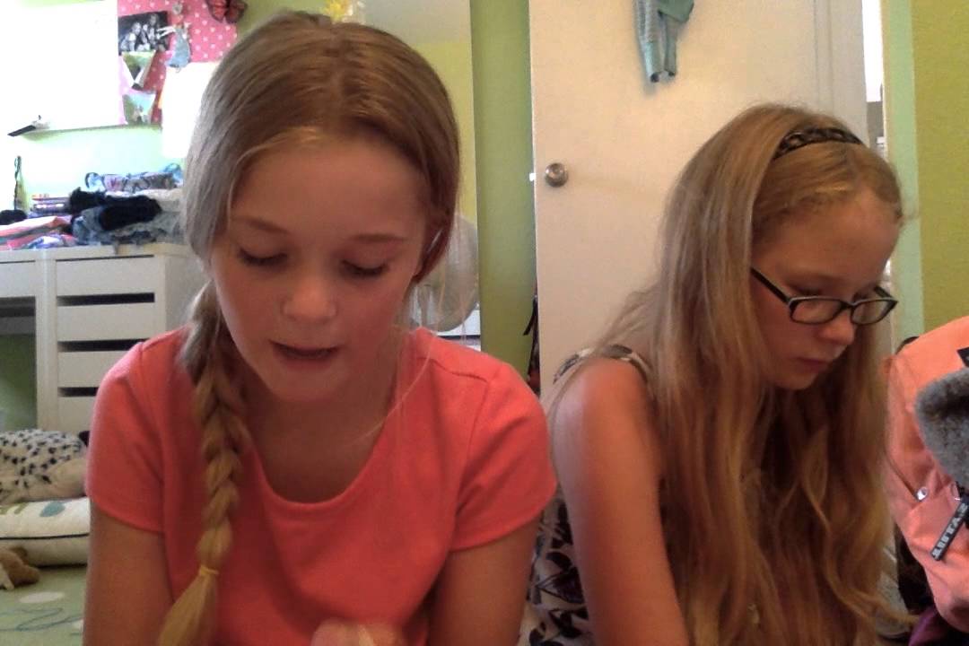 4 String Twist and Strait Stitches! - YouTube