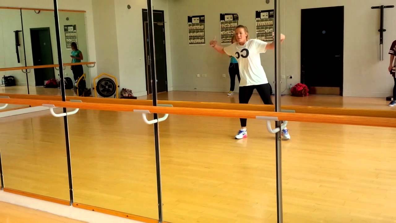 Very quick simple solo in rehearsal for teaching exams! - YouTube