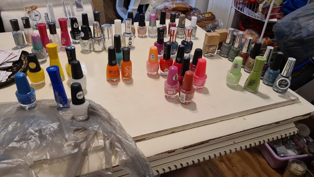 my Fingernail polish collection and how to make #irridescent nails. # ...