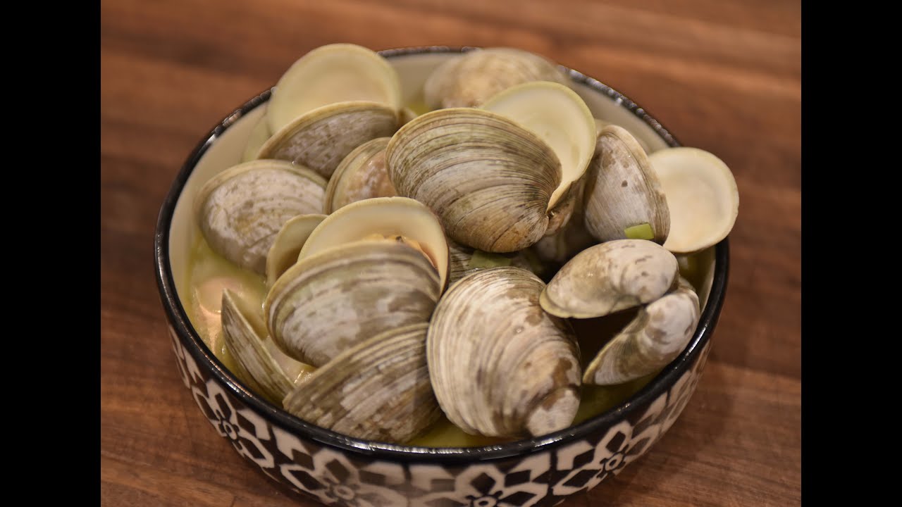 EP 2 CWB Beer Steamed Clams - YouTube