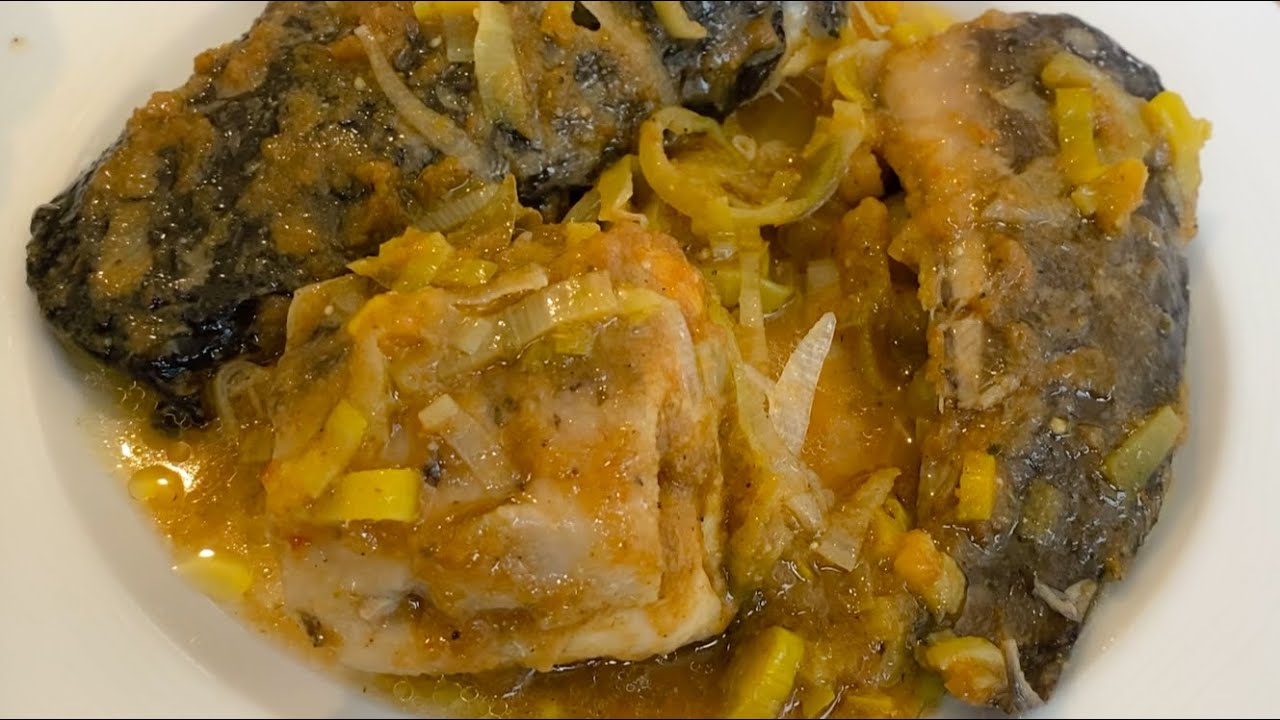 Poisson chat en papillote / liboke ya mbissi ngolo recette kitoko - YouTube