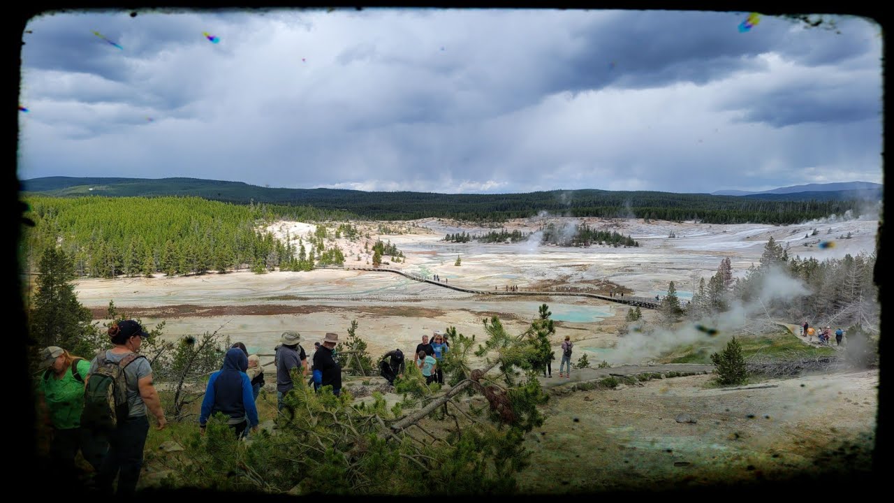 Old Faithful Explosion @ Yosemite - YouTube