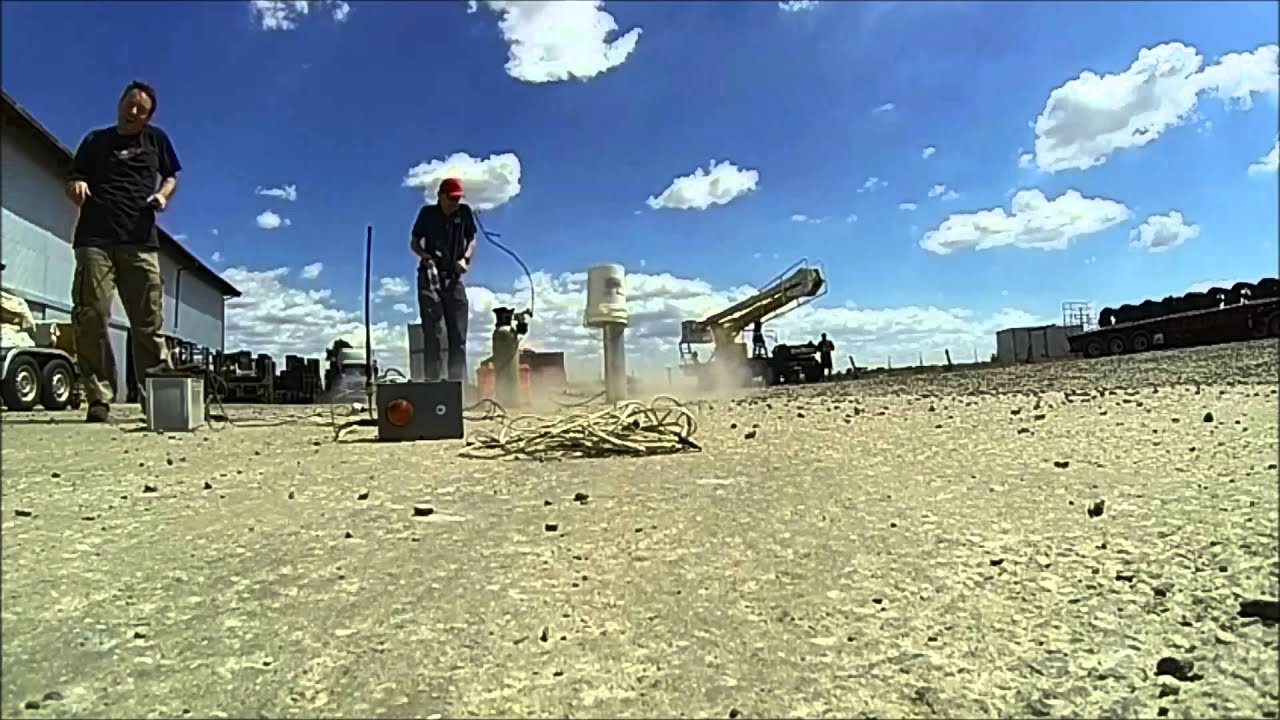 Blowout during test of 1:1 V2 Rocket Separation Hardware - YouTube