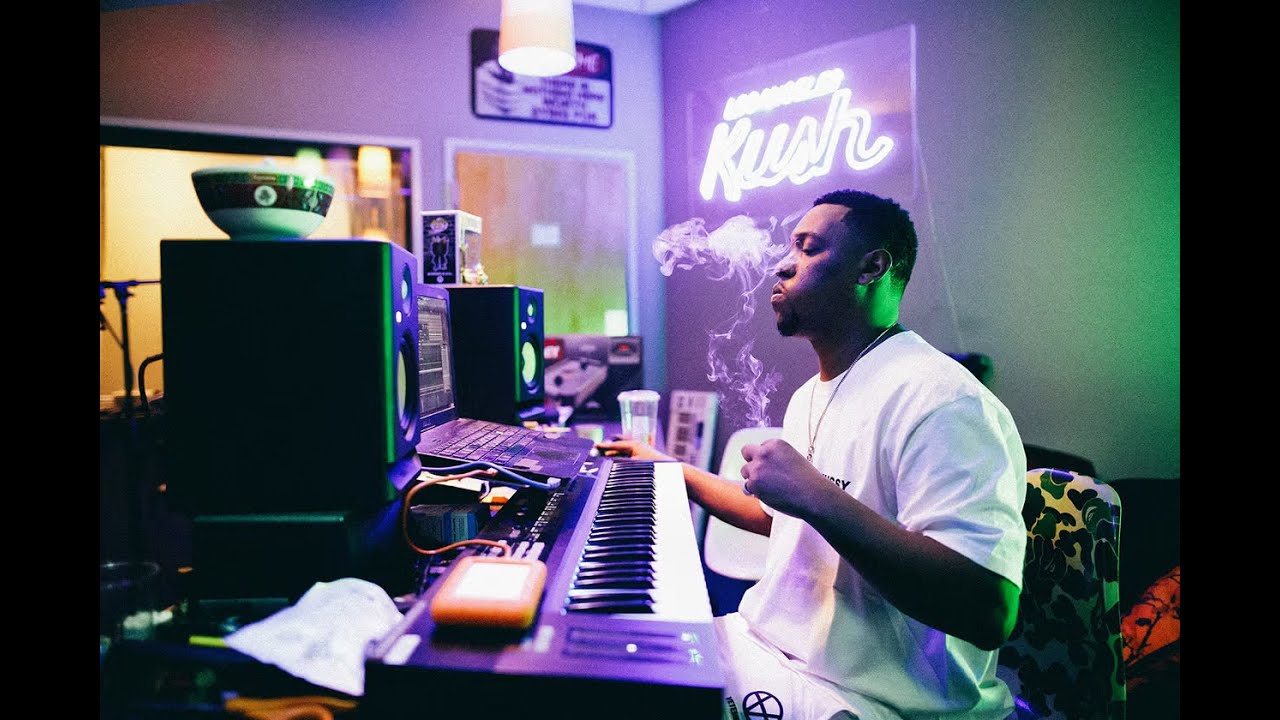 Hit-Boy making Hits in the Studio! - YouTube
