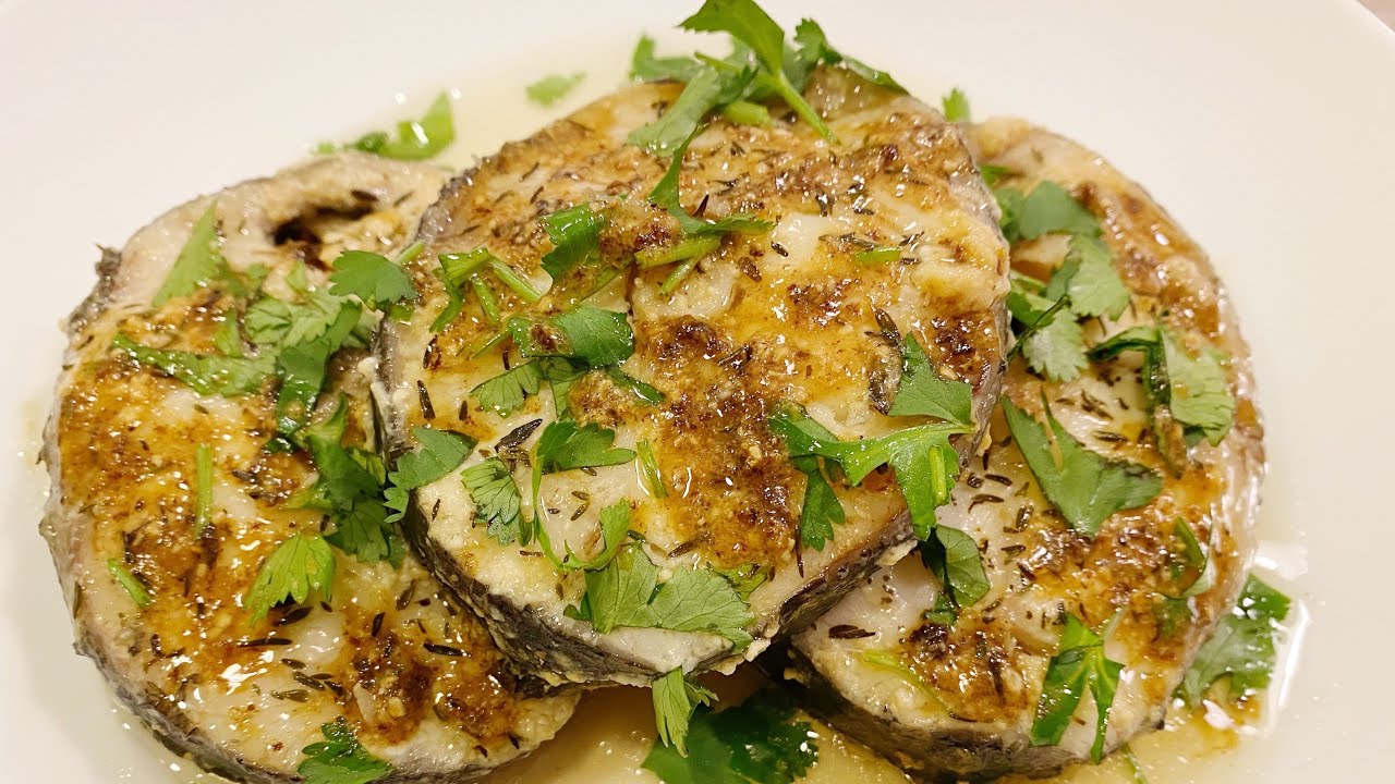Pan Fried Miso Black Cod 香煎味增黑鳕鱼，一个礼拜两次都不会腻 (Voice in English) - YouTube