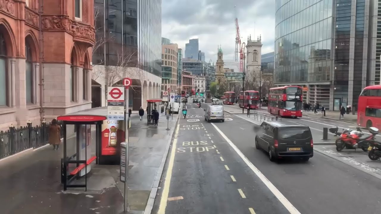London double-decker bus: Watch the city streets from the front windows ...