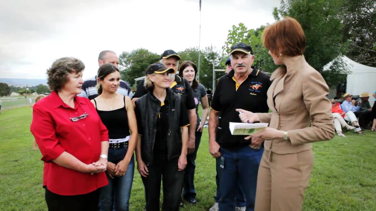 Victoria Shaw At The St Pat's Yea Picnic Racing Cup Day - YouTube